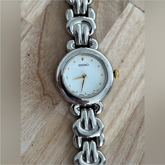 Seiko | Accessories | Seiko Ladies Watch Vintage Stainless Steel Weave ...
